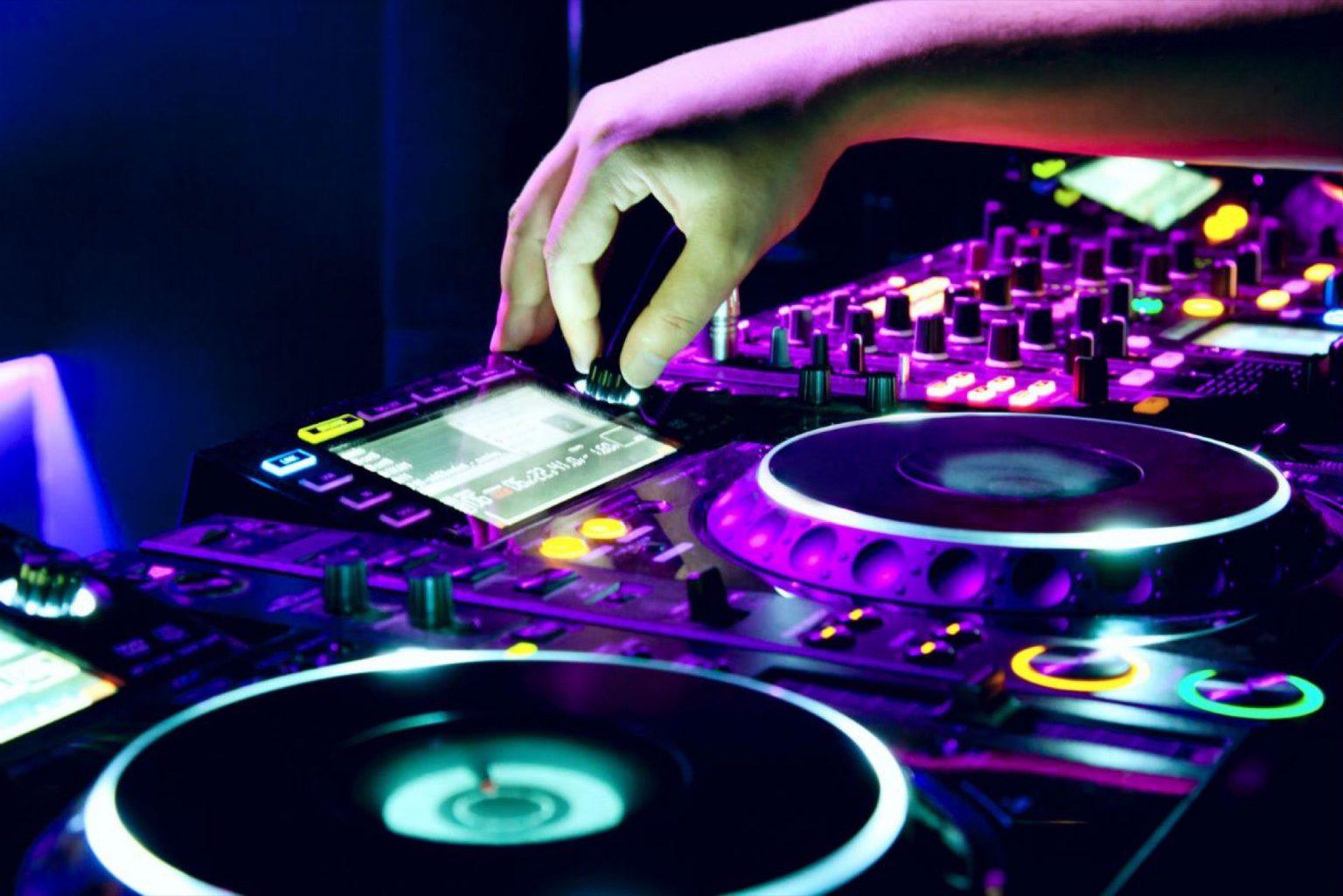 Conoce las nuevas tendencias en audio e iluminación - Emprendedor