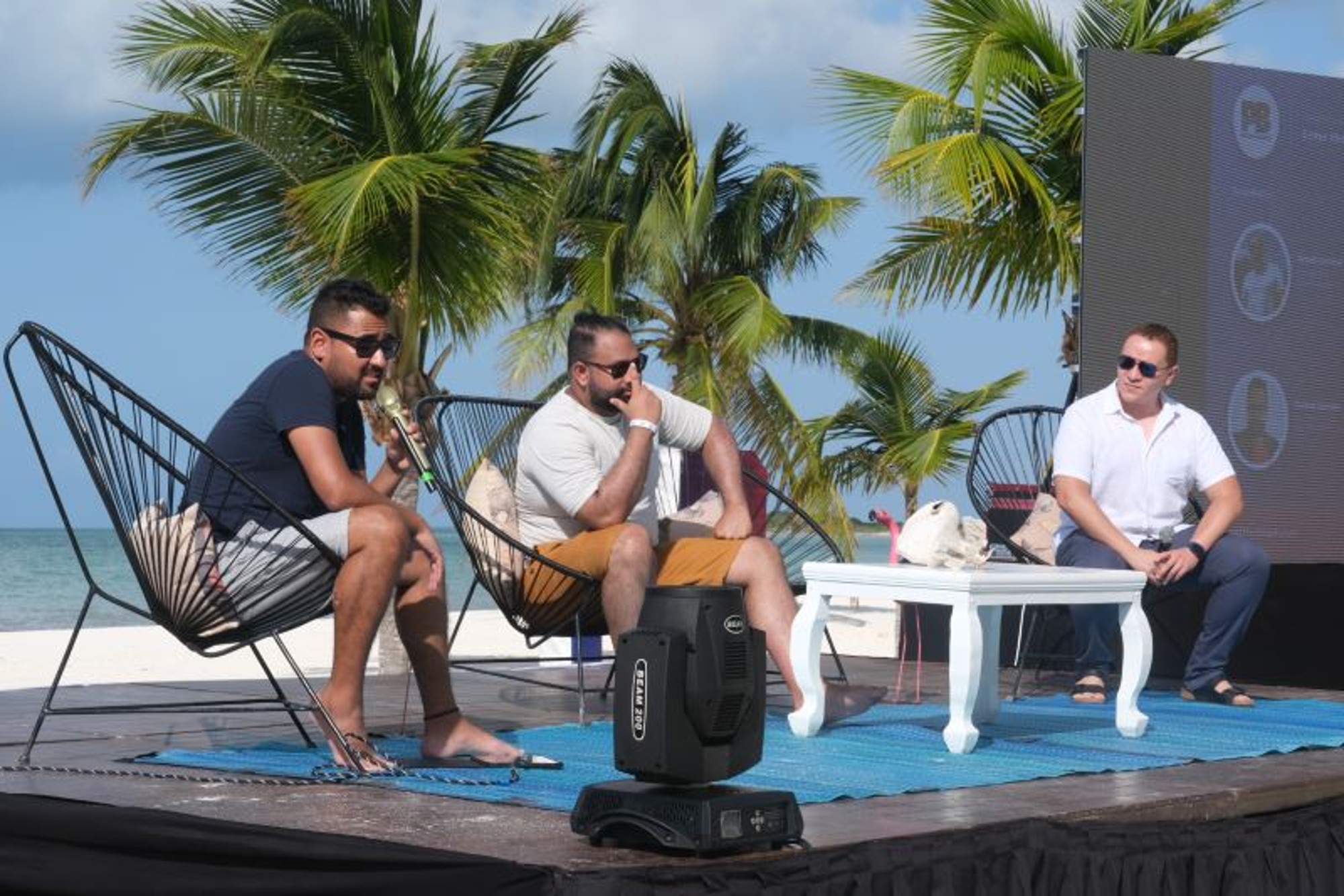 Pitch at The Beach llega a su cuarta edición en México - Emprendedor