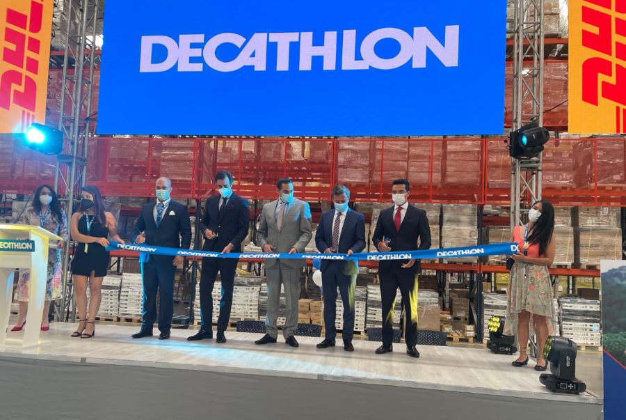 Decathlon inaugura un nuevo centro de distribución operado por DHL ...