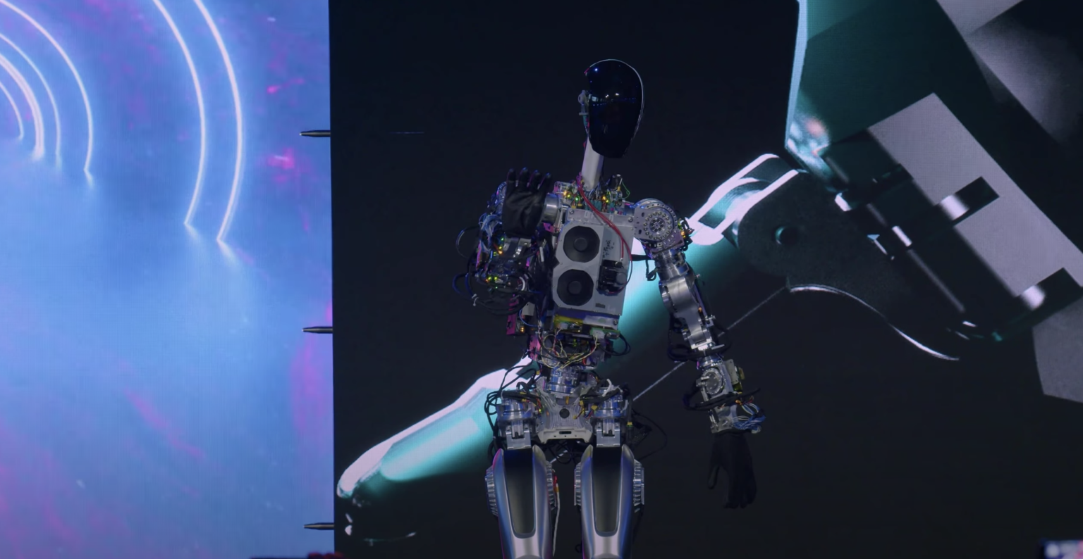 ¡Está vivo! Así luce realmente Optimus, el robot de Tesla y Elon Musk ...