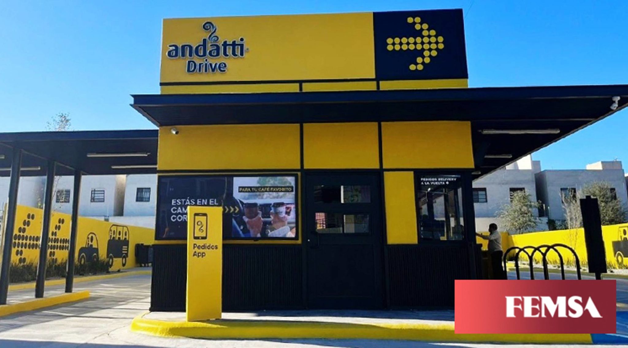 ¿Tiembla Starbucks? OXXO abre su primera cafetería Andatti en México ...