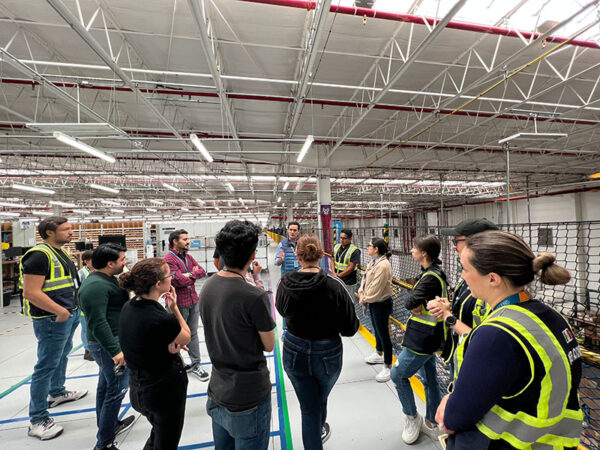 Con la boca abierta: así nos dejó el recorrido al Centro de Envío ...