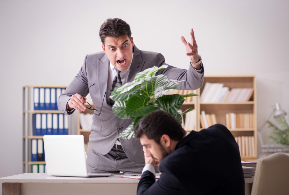 ¿Mobbing en mi empresa? Conoce cómo evitarlo - Emprendedor