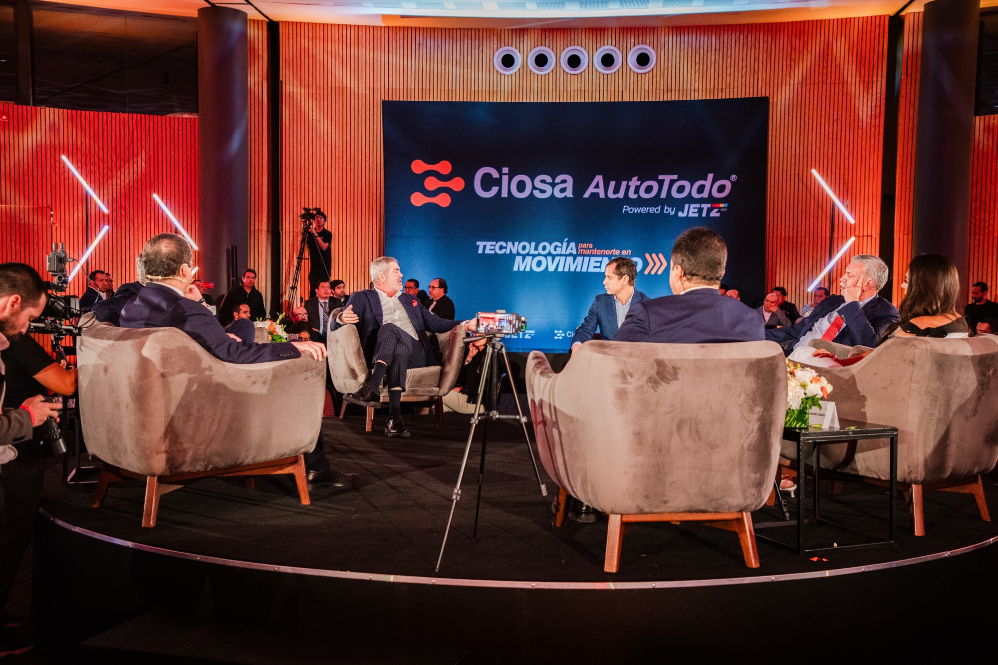 Jetz App anuncia la venta del 75% de sus acciones a Grupo CAT - Emprendedor