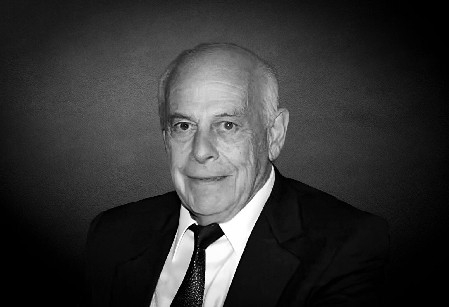 Muere David Garza Lagüera a los 91 años: legado empresarial y social en ...